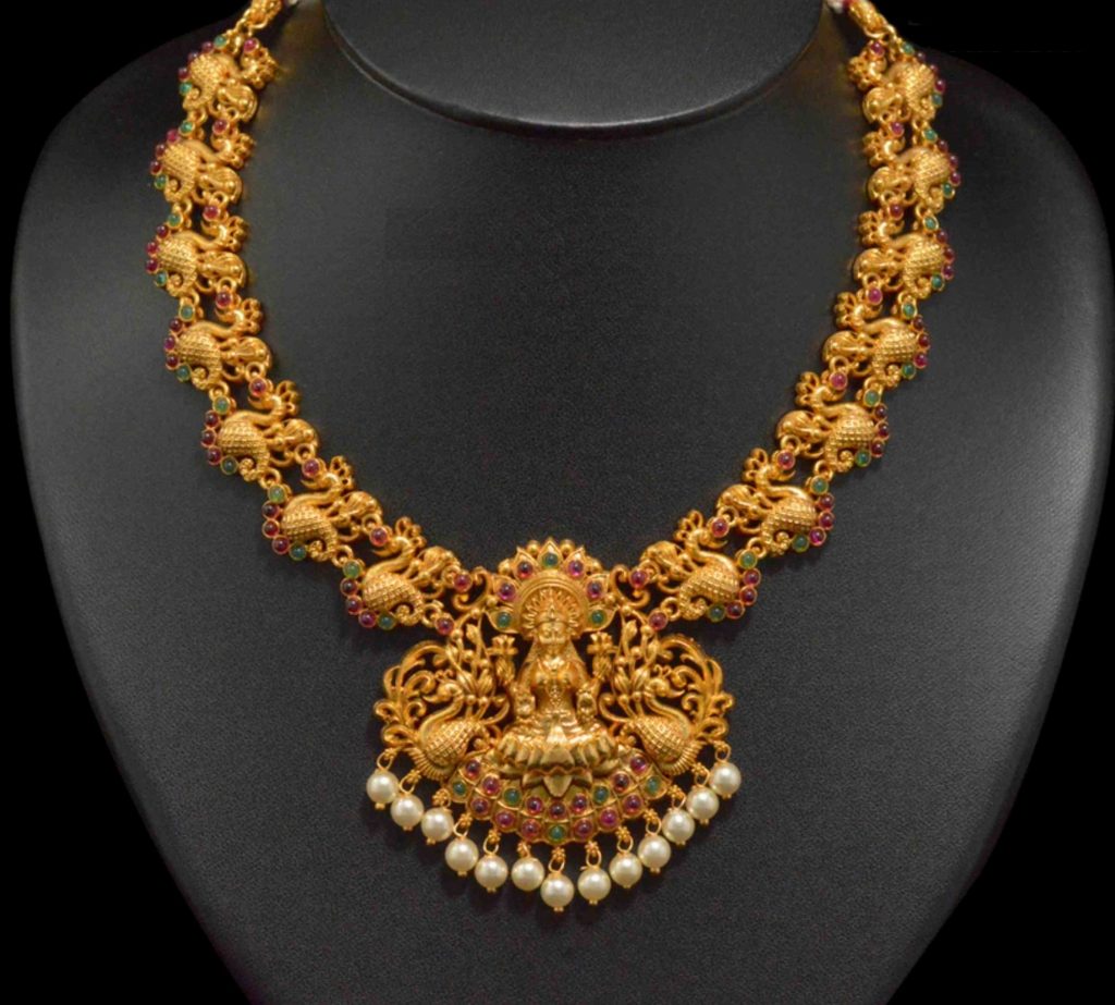 Lakshmi Pendant Temple Jewelry - Dhanalakshmi Jewellers Lakshmi Pendant Temple Jewelry - Dhanalakshmi Jewellers
